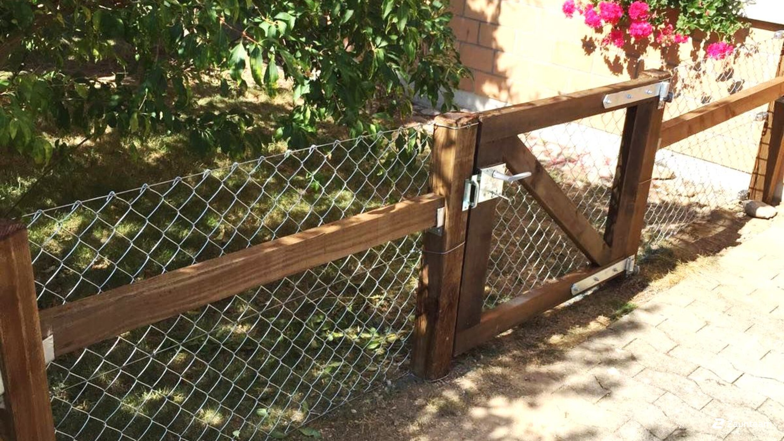 Zaunteam | Holztor / Metall-Holztor, 8253 Diessenhofen