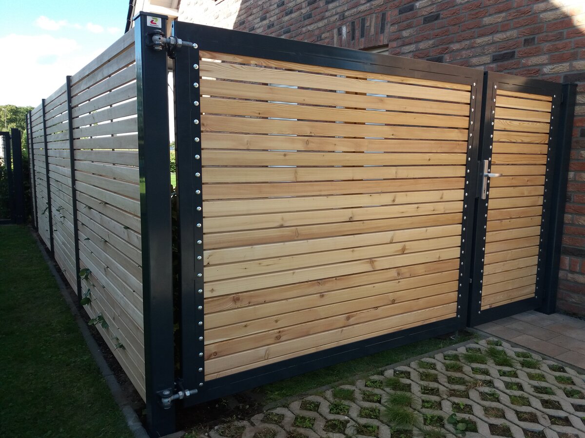 Metalltor Mit Holz Verkleiden
