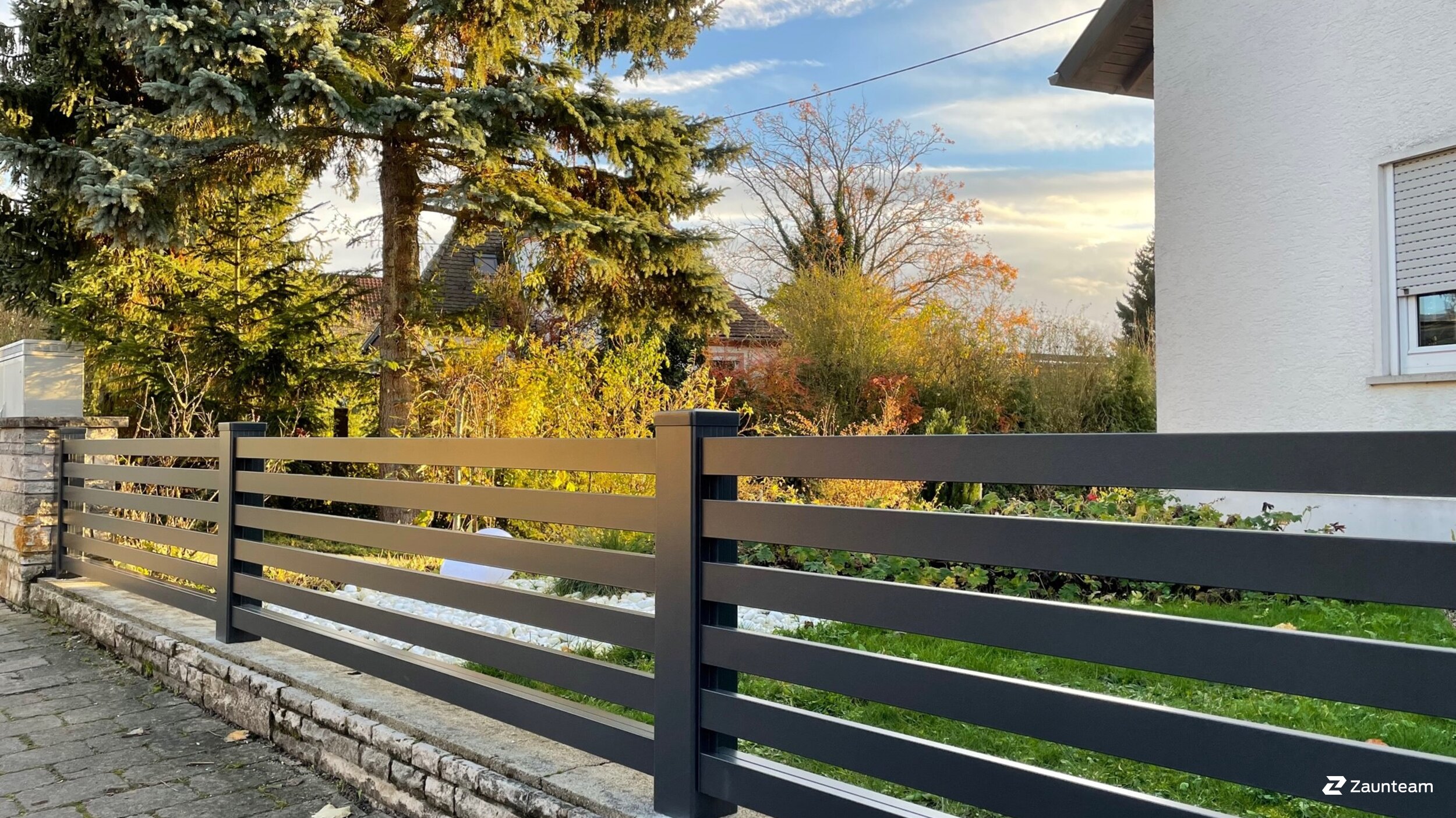 Zaunteam | Modern Aluzaun aufgeschraubt, 88527 Uigendorf